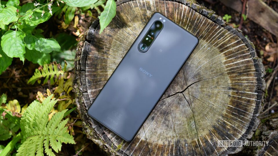 Top 20 Best & Latest Mobile Phones To Check Out In 2023 - Trendpickle