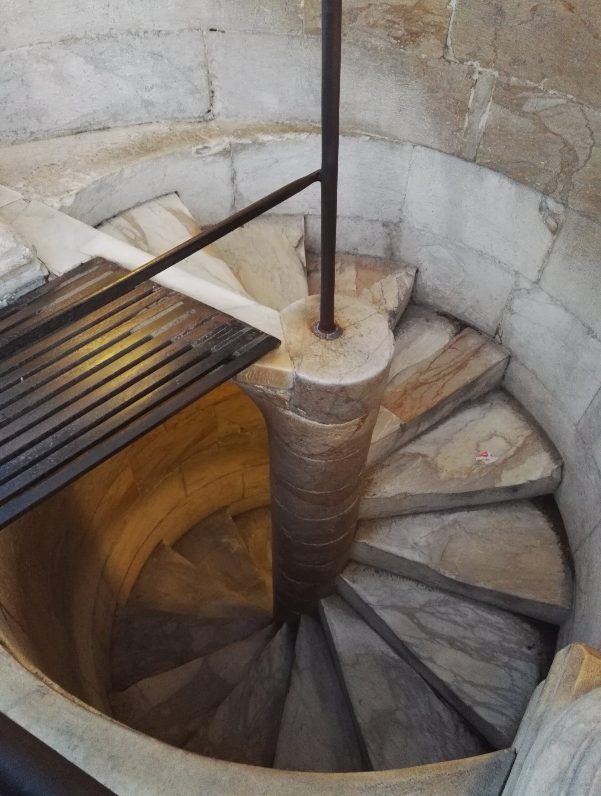 Interesting Facts About The Leaning Tower Of Pisa - Trendpickle